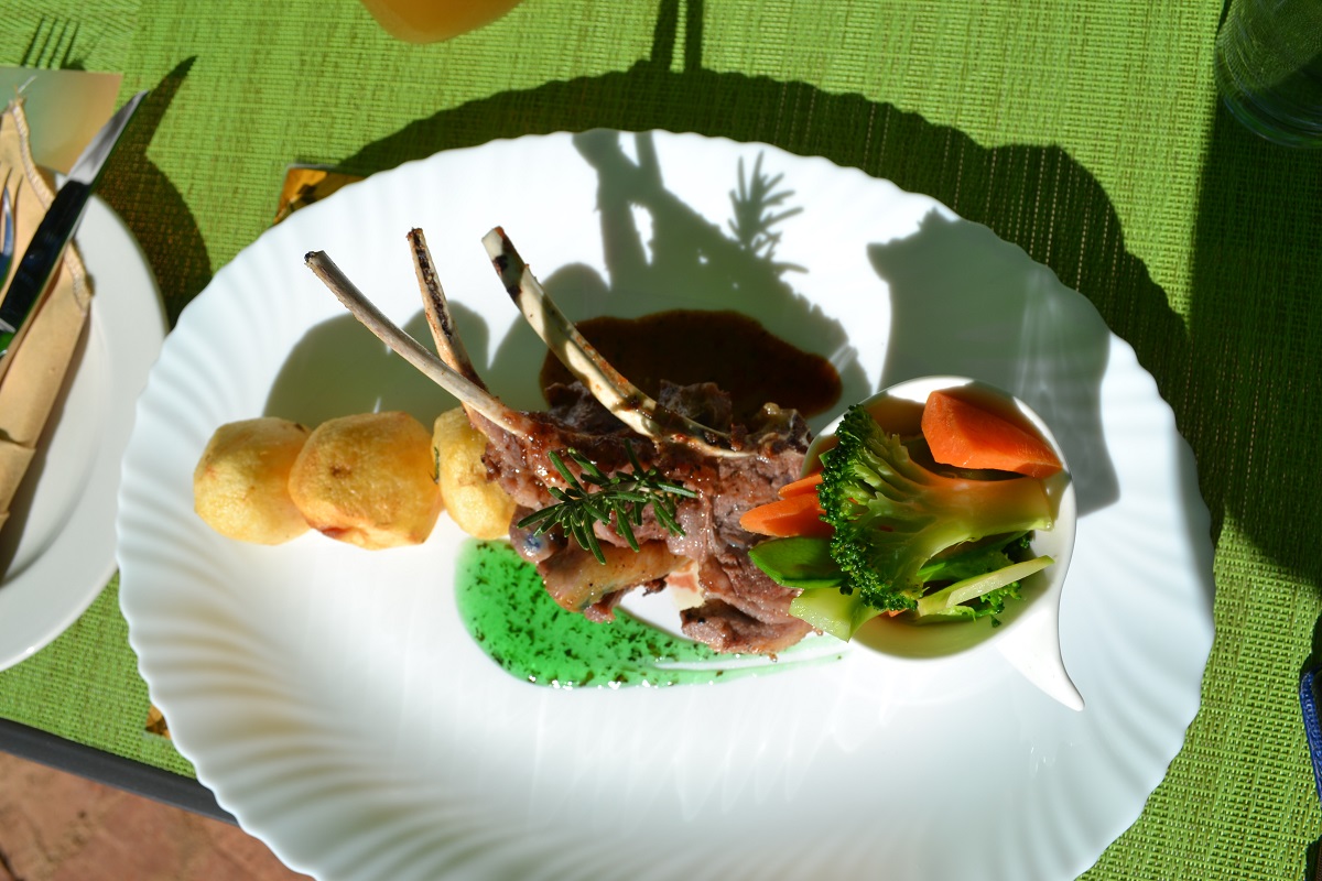 Mustard Seed Lunch Highlights – Kicking It With Mimi